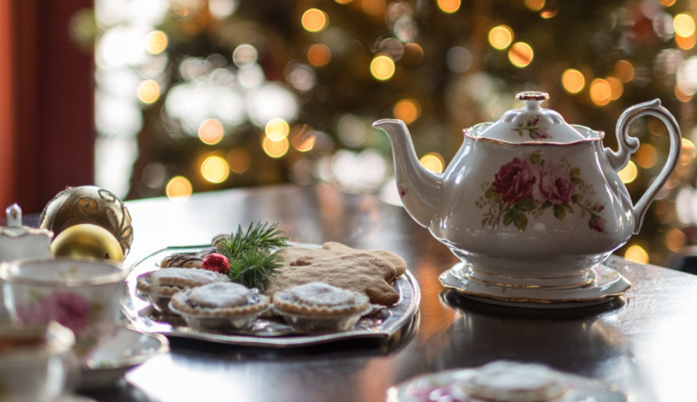 HERITAGE HOLIDAY TEA | Erin Hill Acres